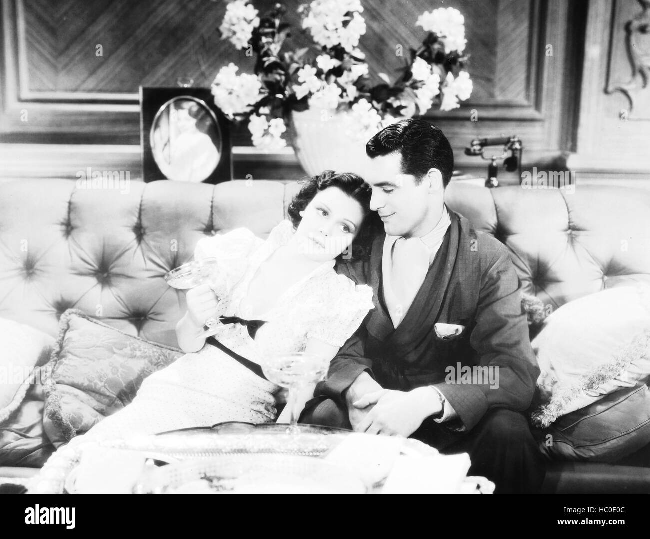 KISS AND MAKE-UP, from left: Helen Mack, Cary Grant, 1934 Stock Photo ...