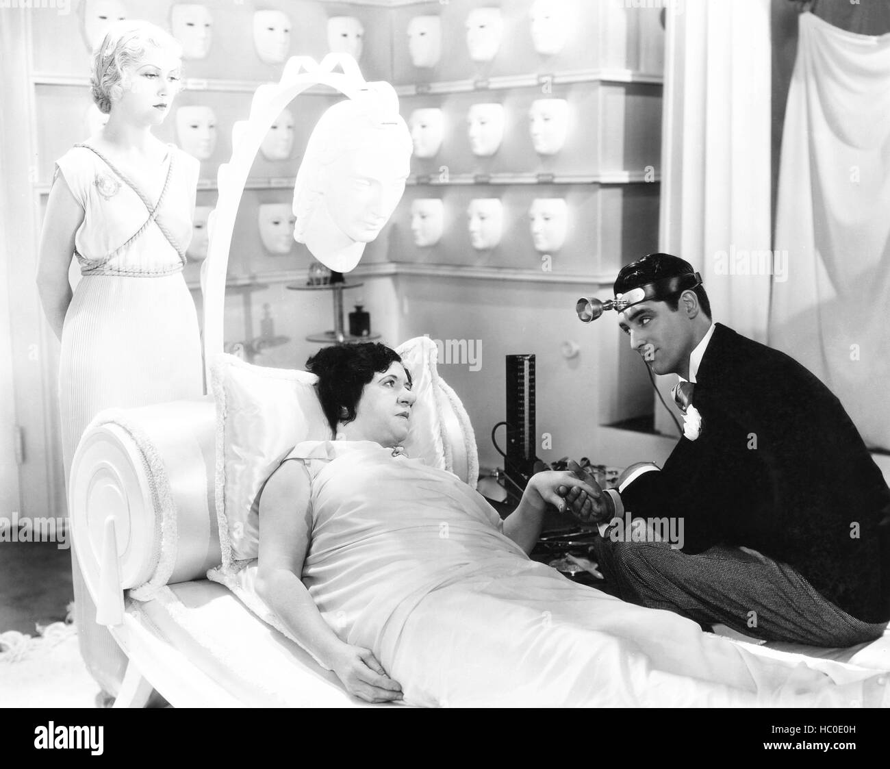 KISS AND MAKE-UP, Lucille Lund (left), Cary Grant (right), 1934 Stock ...