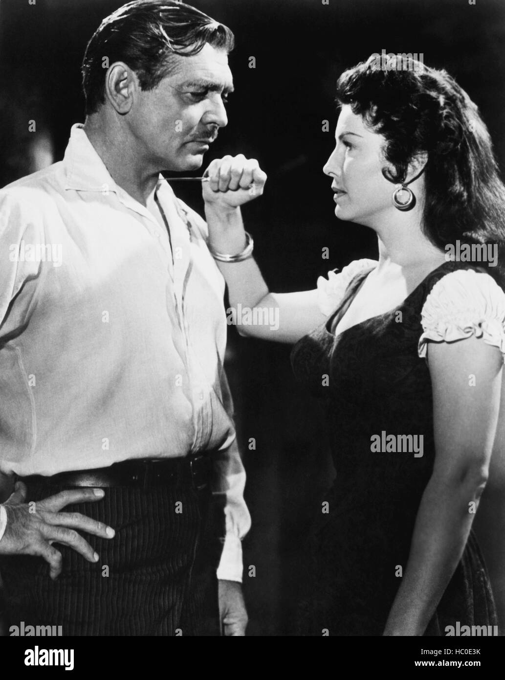 THE KING AND FOUR QUEENS, Clark Gable, Jean Willes, 1956 Stock Photo ...