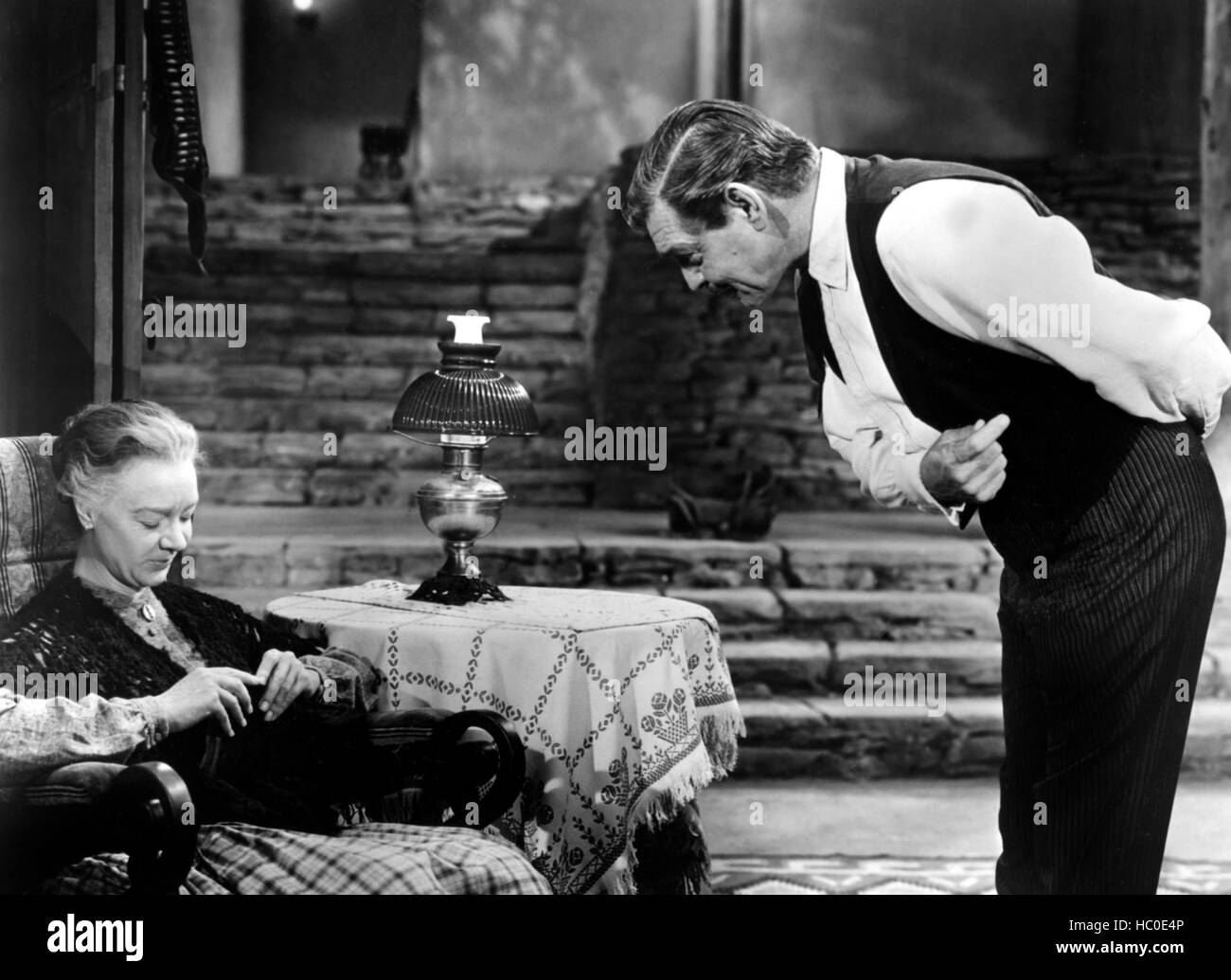 THE KING AND FOUR QUEENS, from left: Jo Van Fleet, Clark Gable, 1956 ...