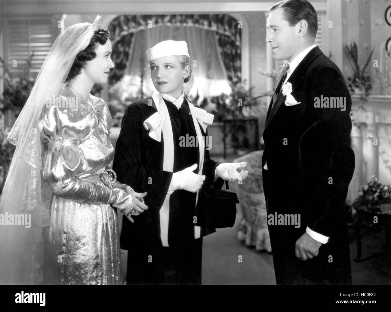 THE LADY CONSENTS, Margaret Lindsay, Ann Harding, Herbert Marshall ...