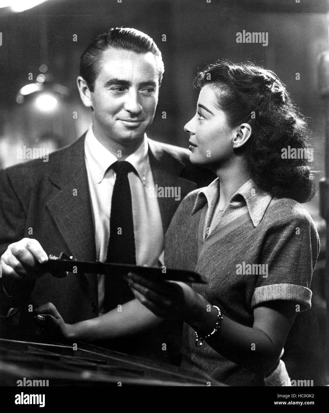 THE LAWLESS, (aka THE DIVIDING LINE), Macdonald Carey, Gail Russell ...