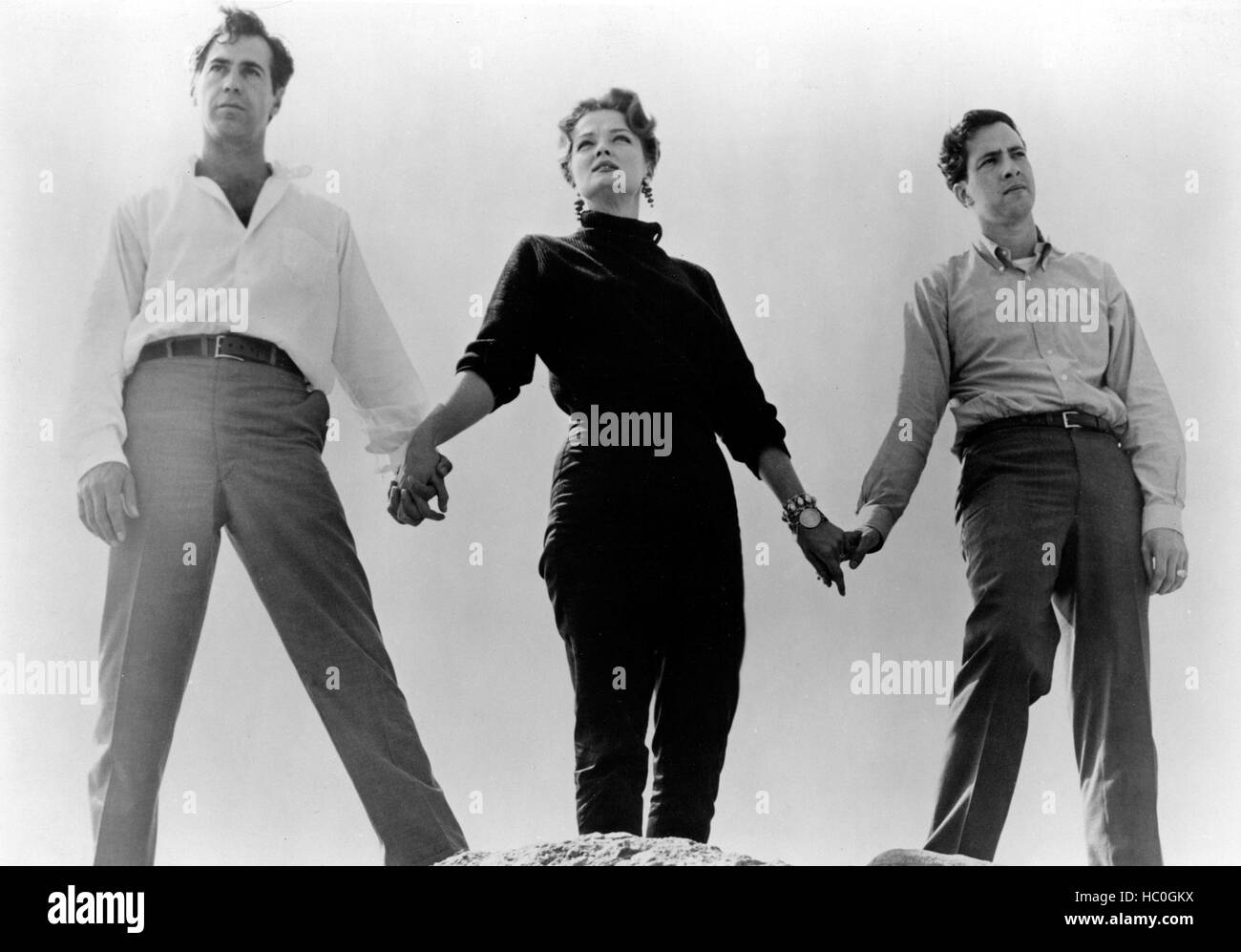 THE LAST WOMAN ON EARTH, Anthony Carbone, Betsy Jones-Moreland, Robert ...