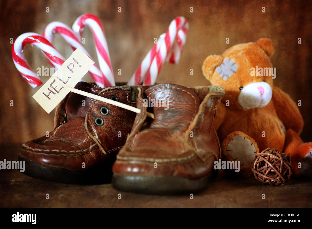 Children nobody help Stock Photo - Alamy