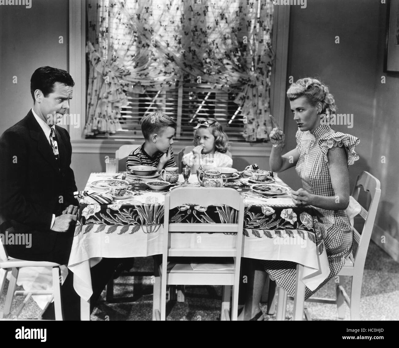 LEAVE IT TO BLONDIE, from left: Arthur Lake, Larry Simms, Marjorie Ann ...