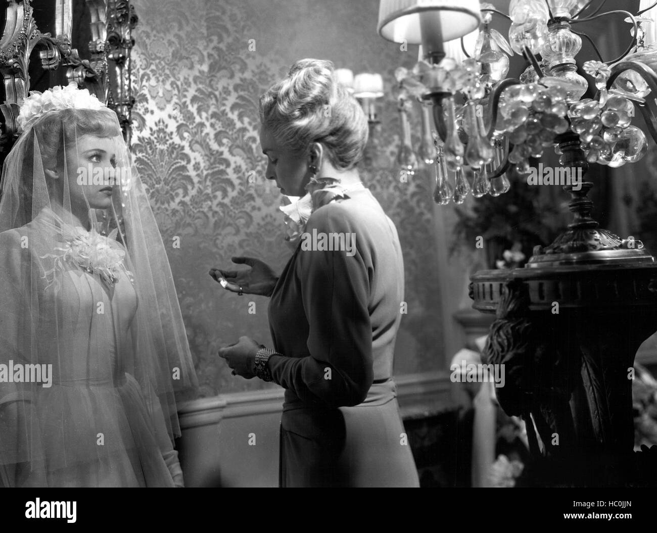 THE LOCKET, Laraine Day, Katherine Emery, 1946 Stock Photo - Alamy