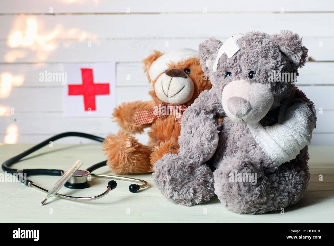 toy teddy doctor Stock Photo - Alamy