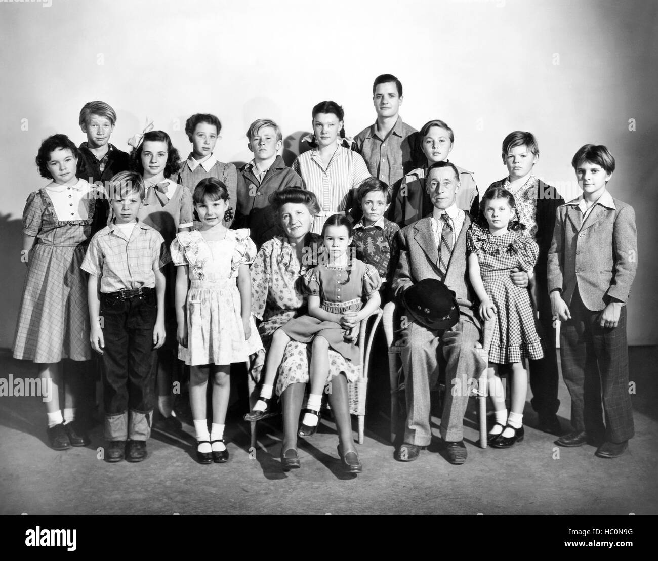 MA AND PA KETTLE, Marjorie Main (front row, center), Percy Kilbride ...