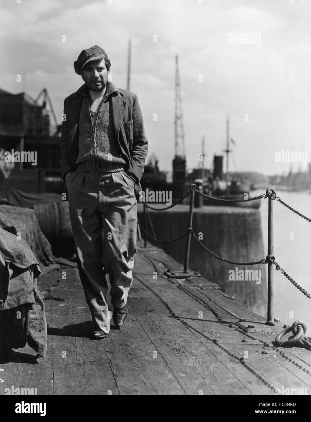 MAJOR BARBARA, Robert Newton, 1941 Stock Photo - Alamy