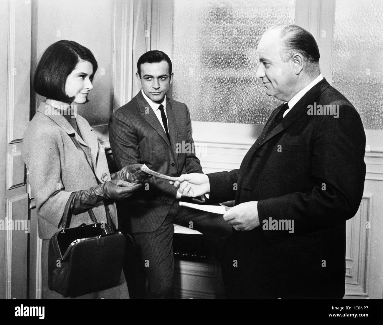 MARNIE, from left: Diane Baker, Sean Connery, S. John Launer, 1964 ...