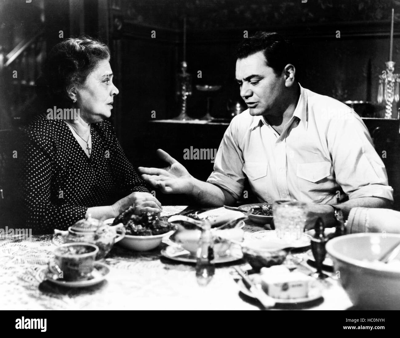 MARTY, from left, Minerva Urecal, Ernest Borgnine, 1955 Stock Photo - Alamy