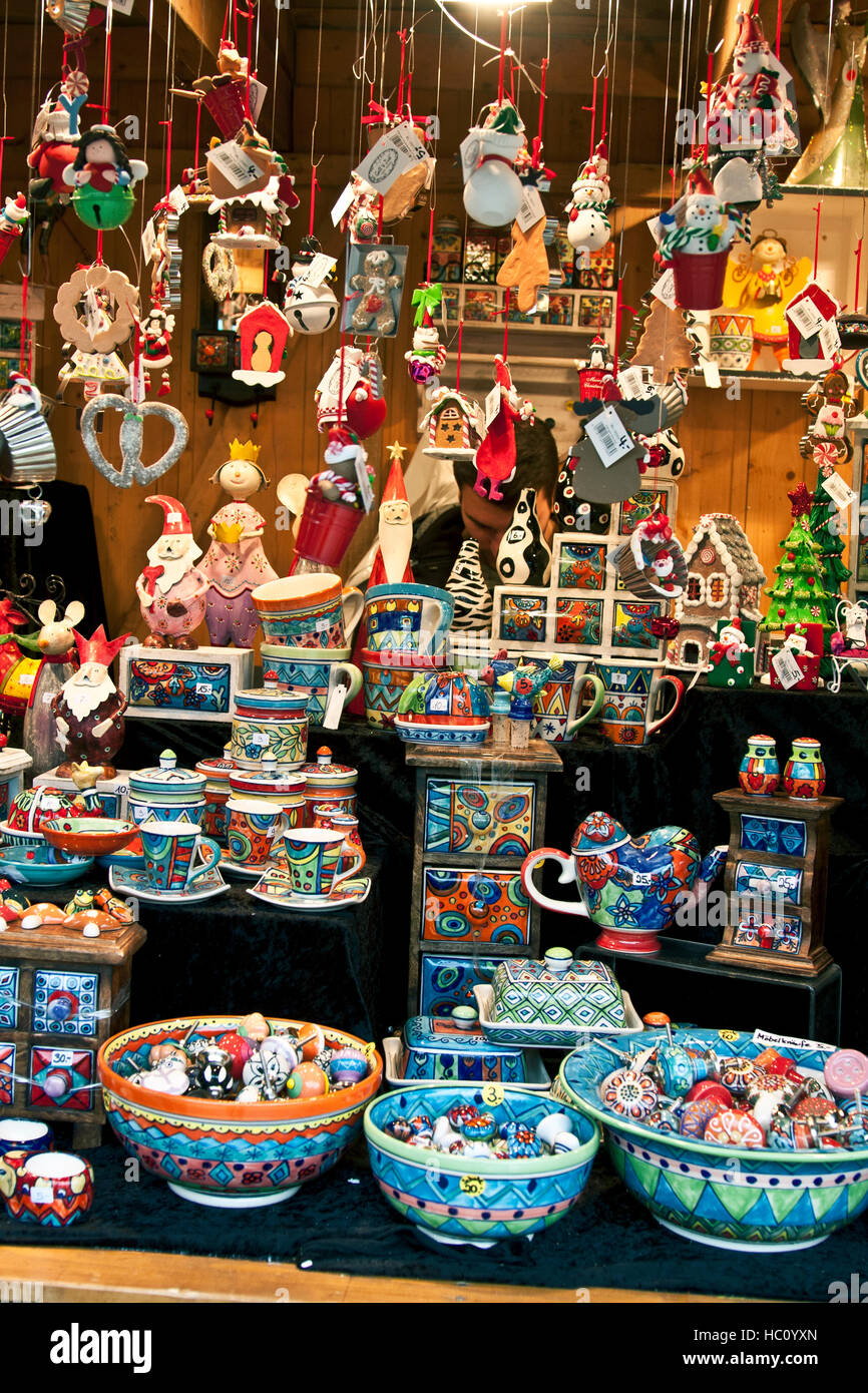 German crafts hi-res stock photography and images - Alamy