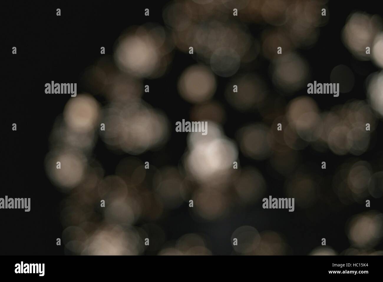 Light blur and defocus bokeh circles on black sky background Stock Photo - Alamy