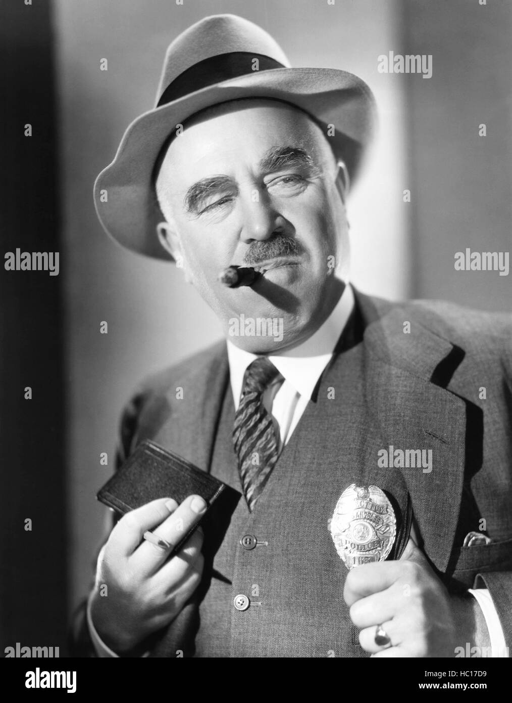 LIGHTNING STRIKES TWICE, Fred Kelsey, 1934 Stock Photo - Alamy