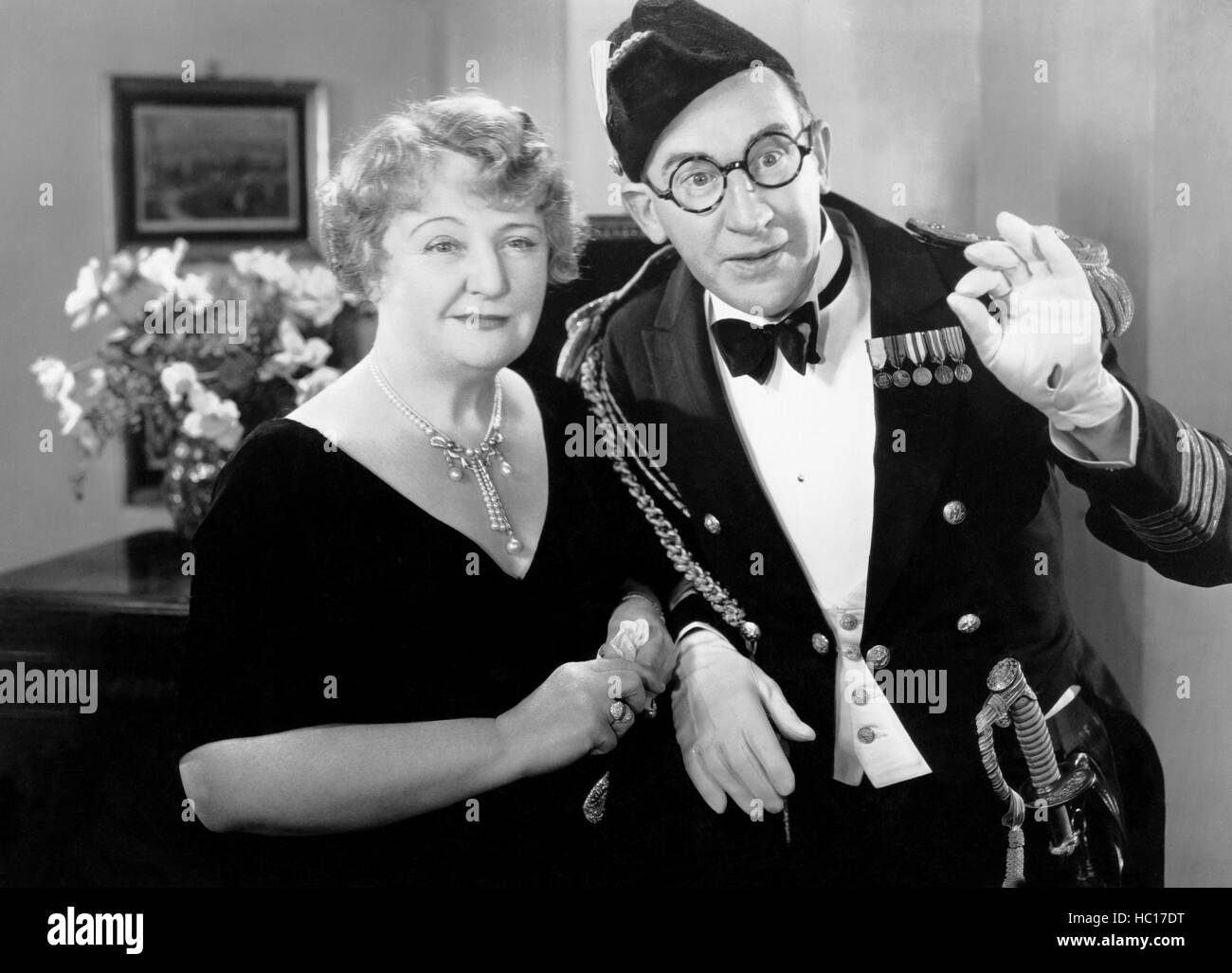 LIGHTNING STRIKES TWICE, from left, Laura Hope Crews, Walter Catlett ...
