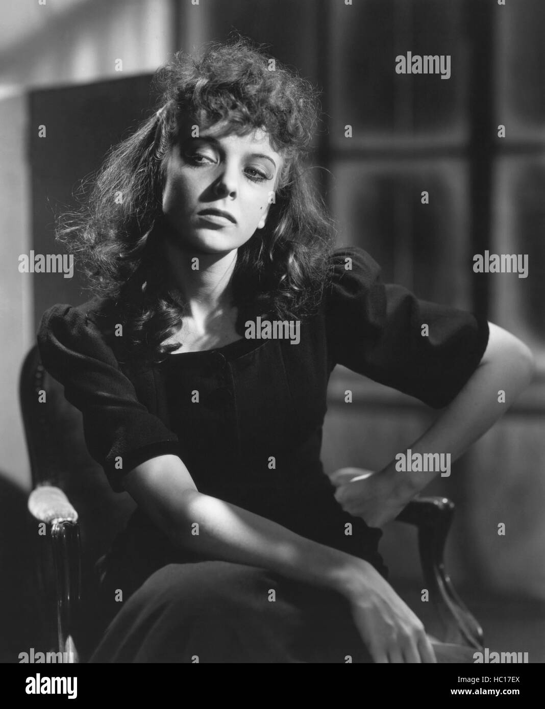 THE LIGHT THAT FAILED, Ida Lupino, 1939 Stock Photo - Alamy