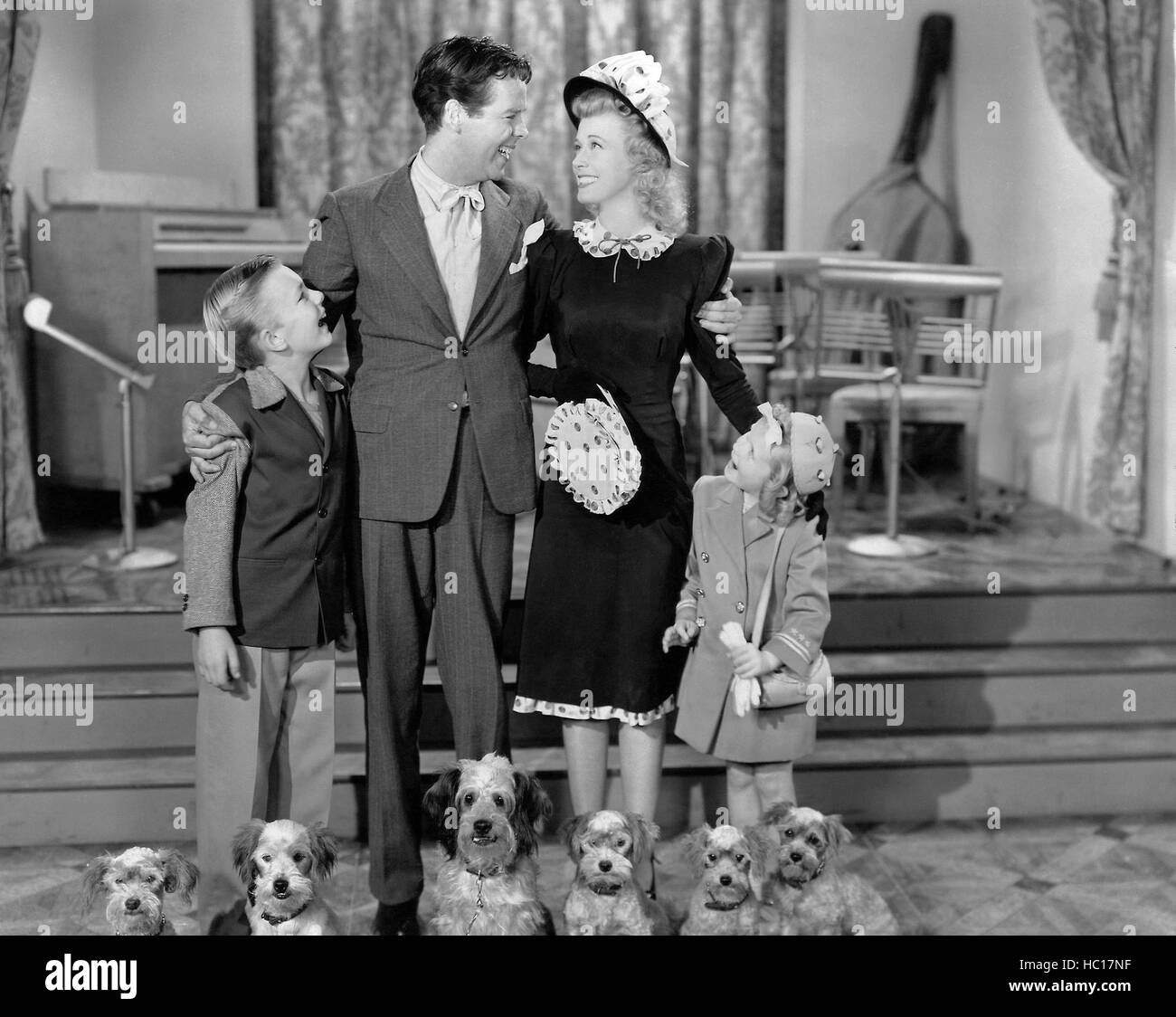 LIFE WITH BLONDIE, Larry Simms, Arthur Lake, Penny Singleton, Marjorie Kent, Daisy, 1945 Stock ...