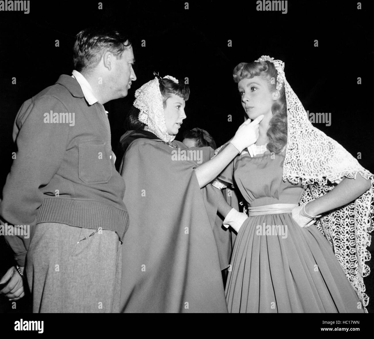 LITTLE WOMEN, from left: director Mervyn LeRoy, June Allyson, Elizabeth ...