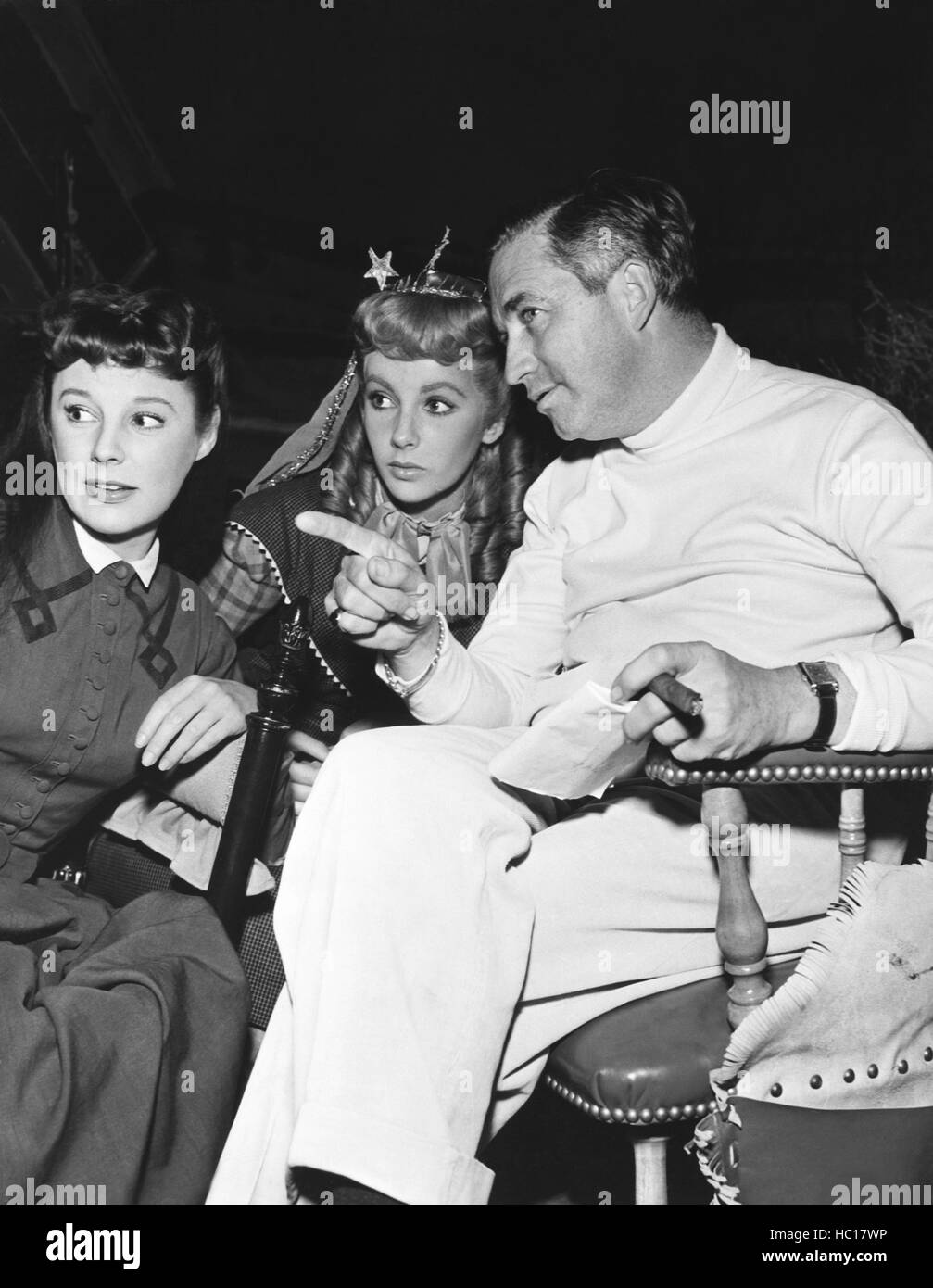 LITTLE WOMEN, from left: June Allyson, Elizabeth Taylor, director ...