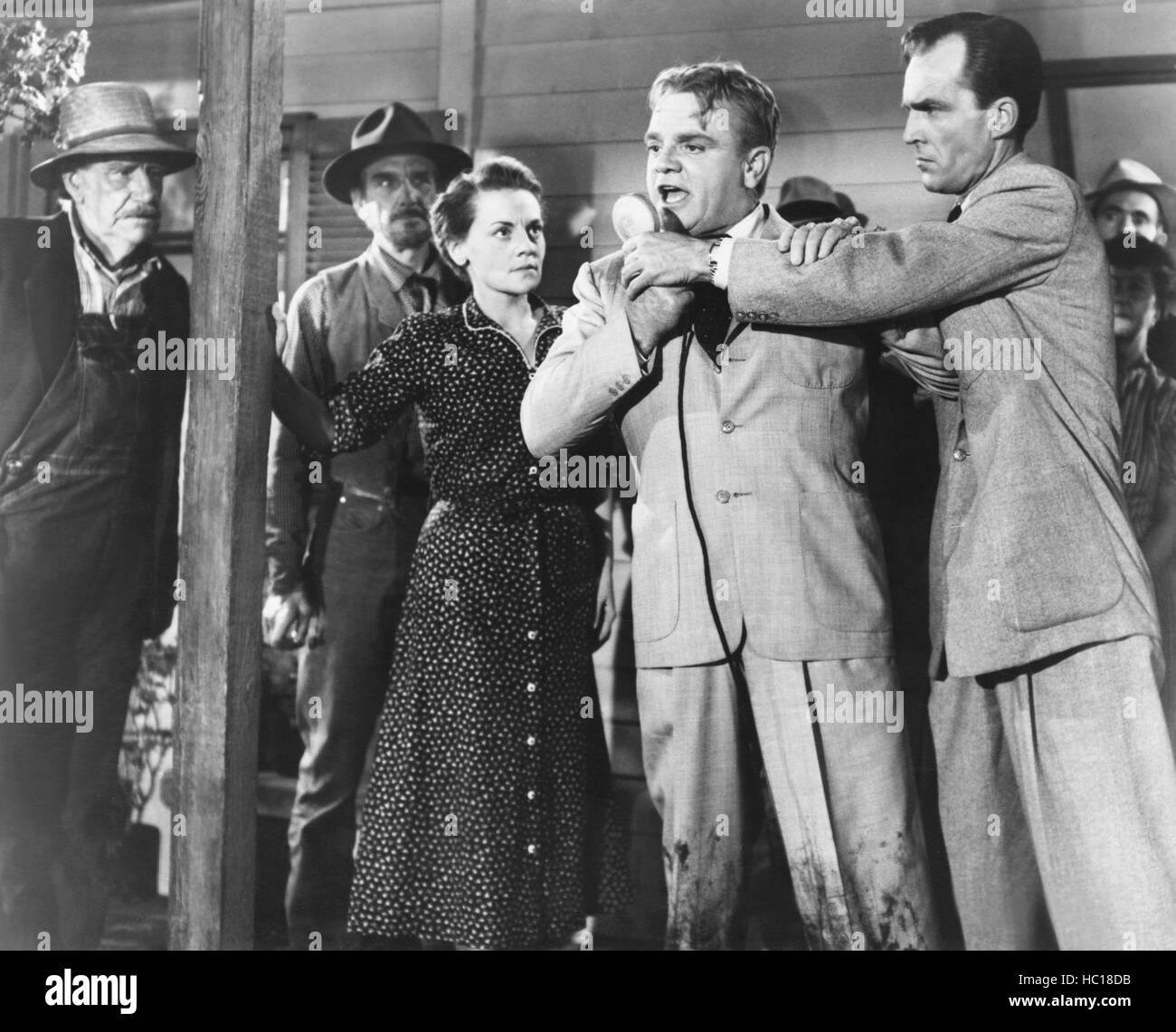 A LION IS IN THE STREETS, front from left: Jeanne Cagney, James Cagney ...