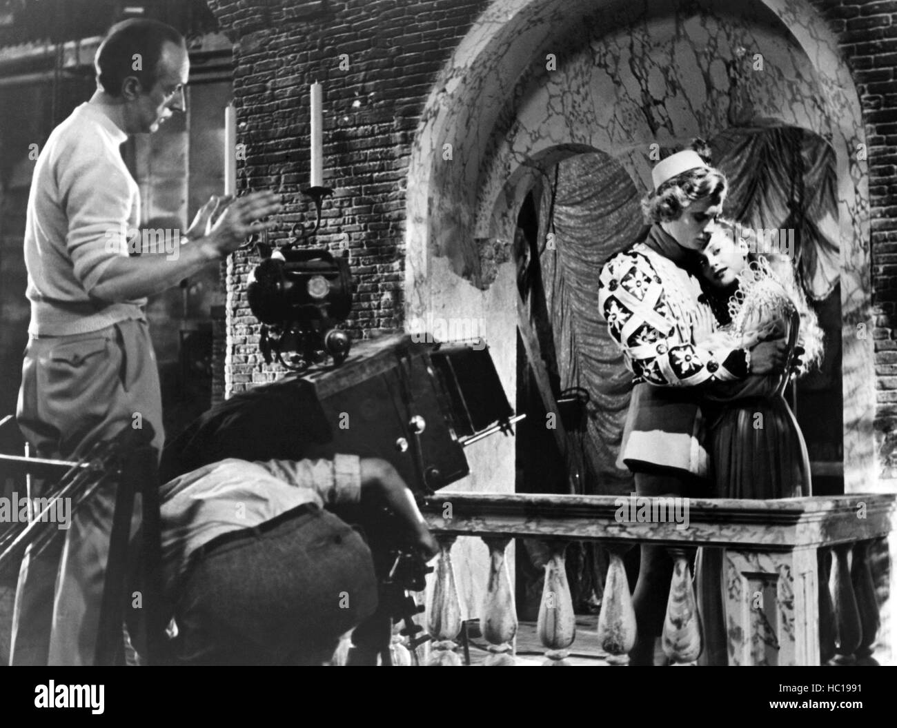 THE LOVERS OF VERONA, (aka LES AMANTS DE VERONE), director Andre ...