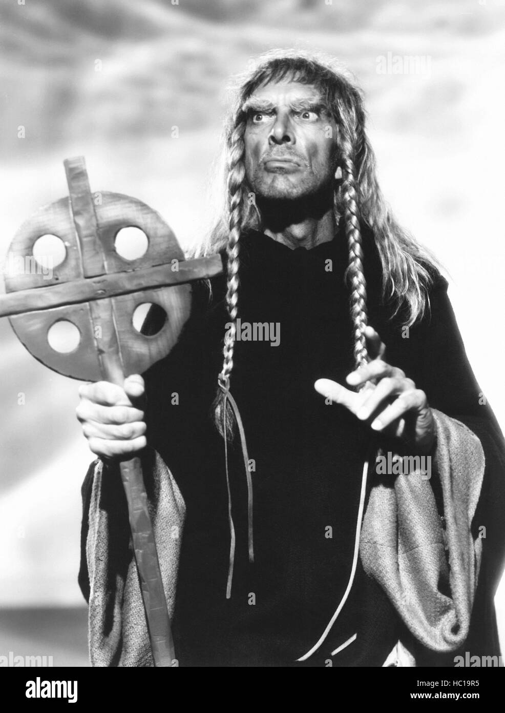 MACBETH, Alan Napier, 1948 Stock Photo - Alamy