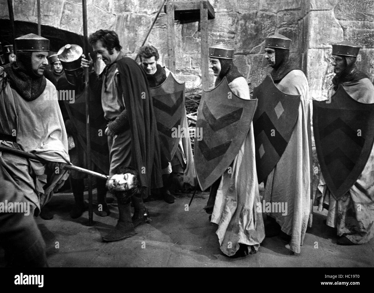 MACBETH, The head of Macbeth (Jon Finch) is impaled on a pike and ...