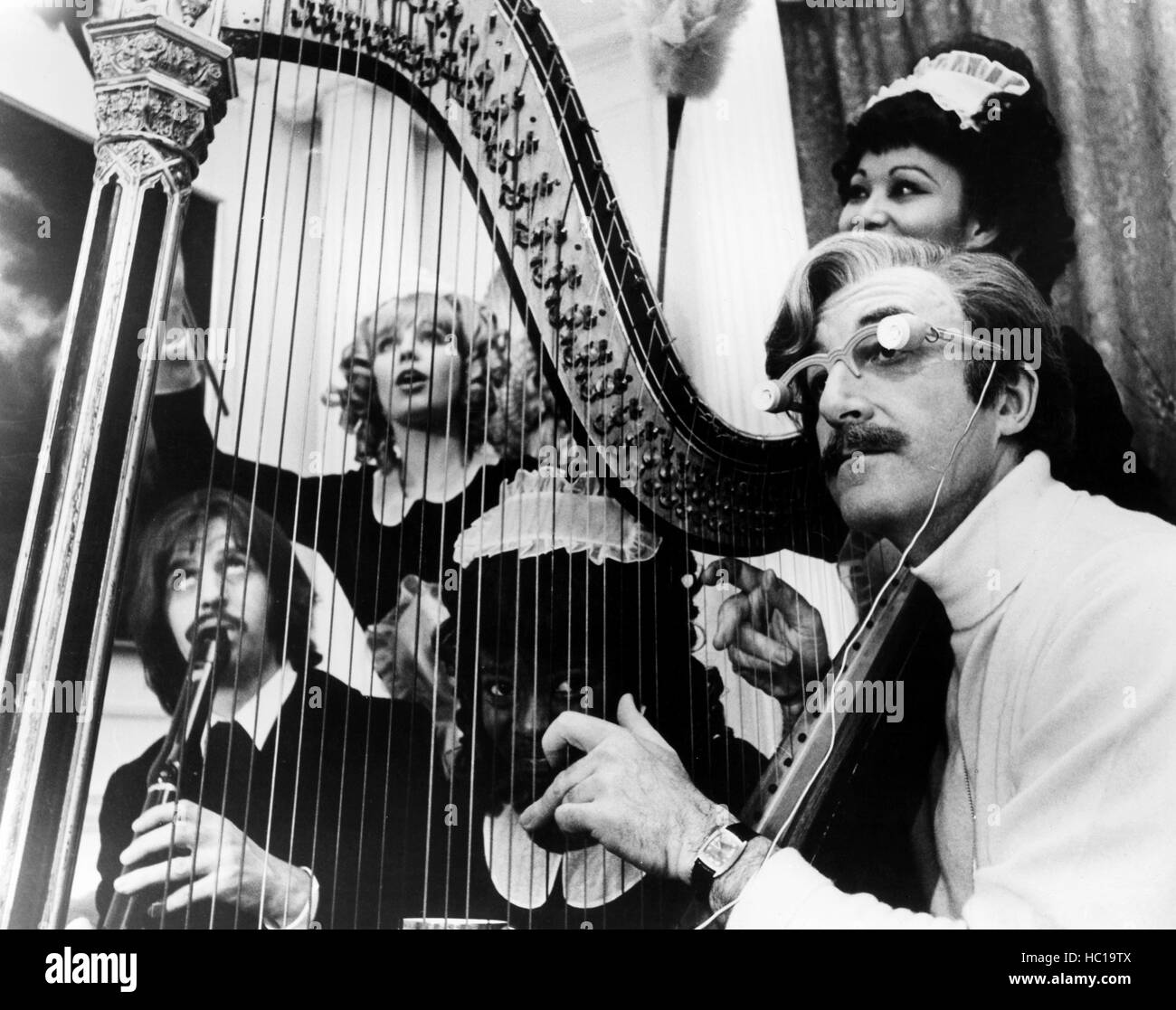 THE MAGIC CHRISTIAN, from left, Ringo Starr, Peter Sellers, 1969 Stock ...