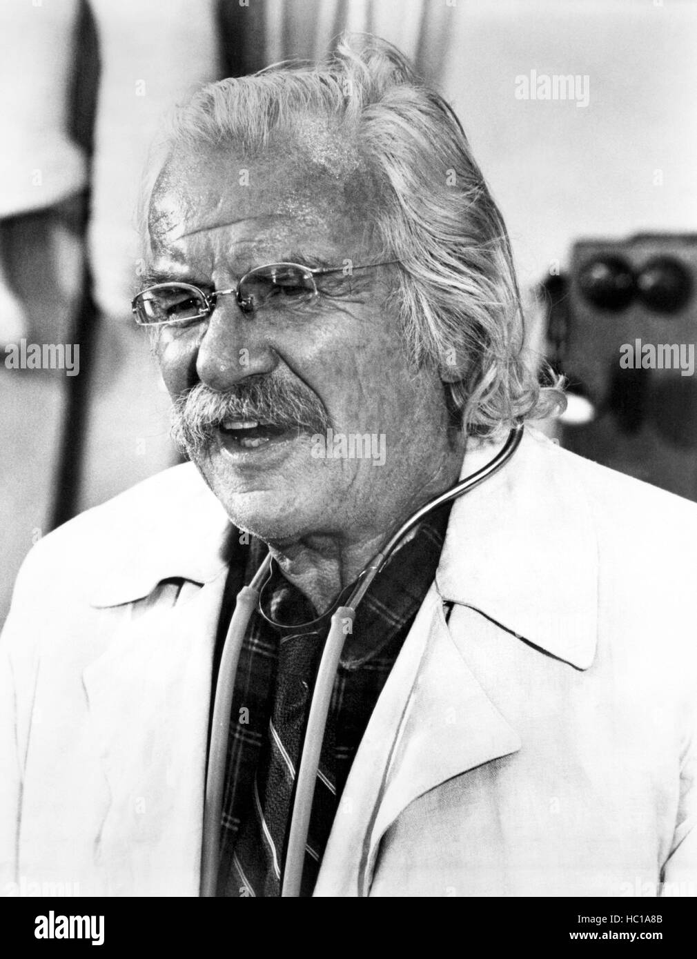 THE MANCHU EAGLE MURDER CAPER MYSTERY, Will Geer, 1975 Stock Photo - Alamy