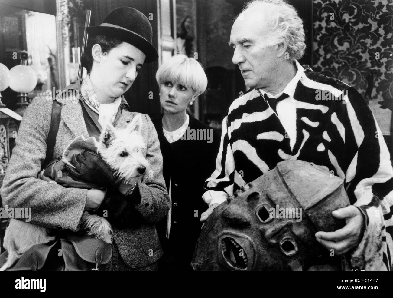 MAY FOOLS, (aka MILOU EN MAI), from left: Valerie Lemercier, Miou-Miou ...