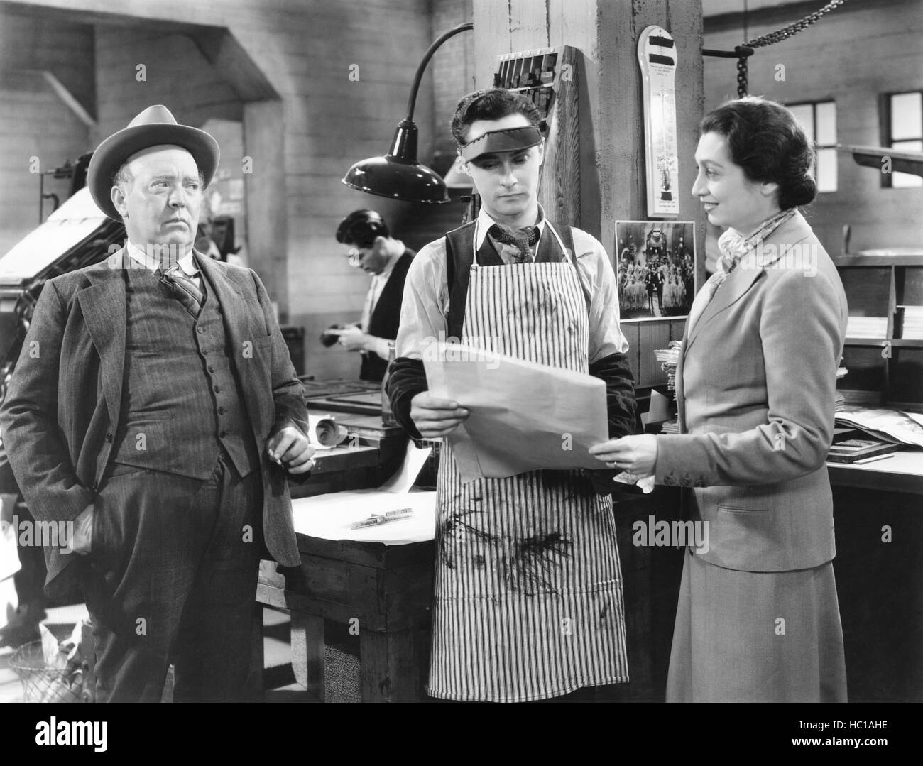 MARY JANE'S PA, from left: Guy Kibbee, Robert Light, Aline MacMahon ...