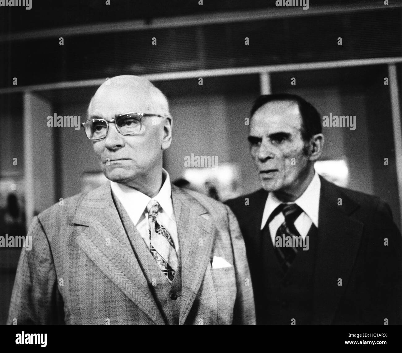 MARATHON MAN, from left: Laurence Olivier, Marc Lawrence, 1976 Stock ...