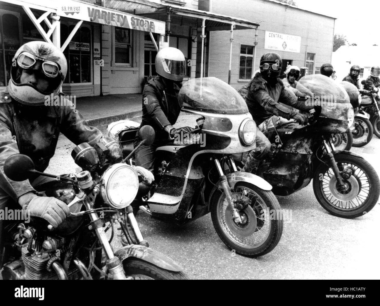 MAD MAX, motorcycle gang, 1979 Stock Photo - Alamy