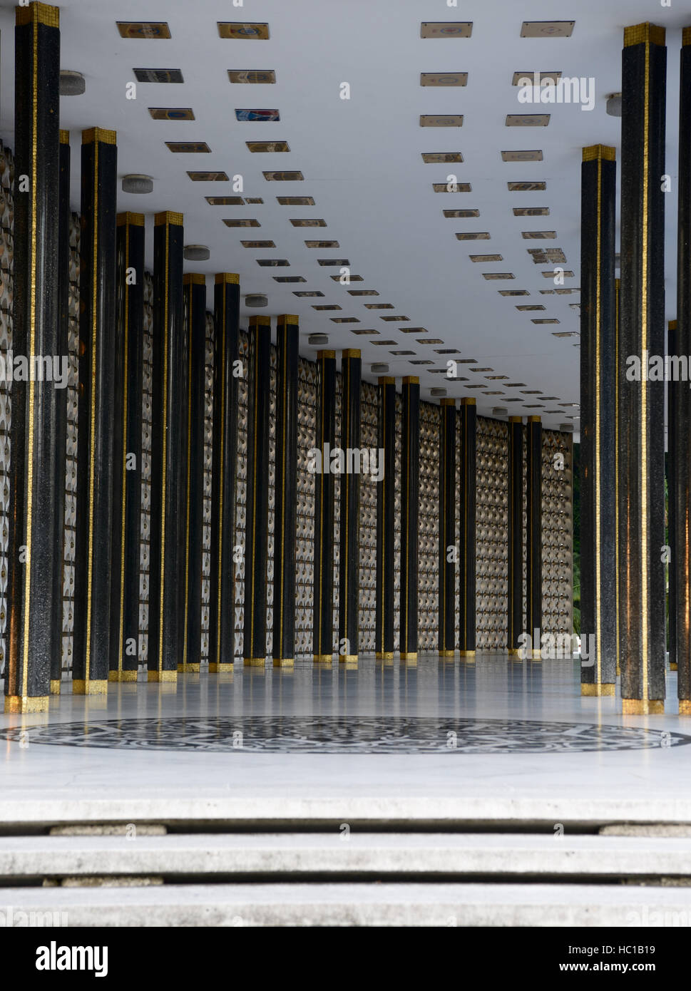 tugu negara, malaysia, tugu pahlawan, national monument, asean gardens ...