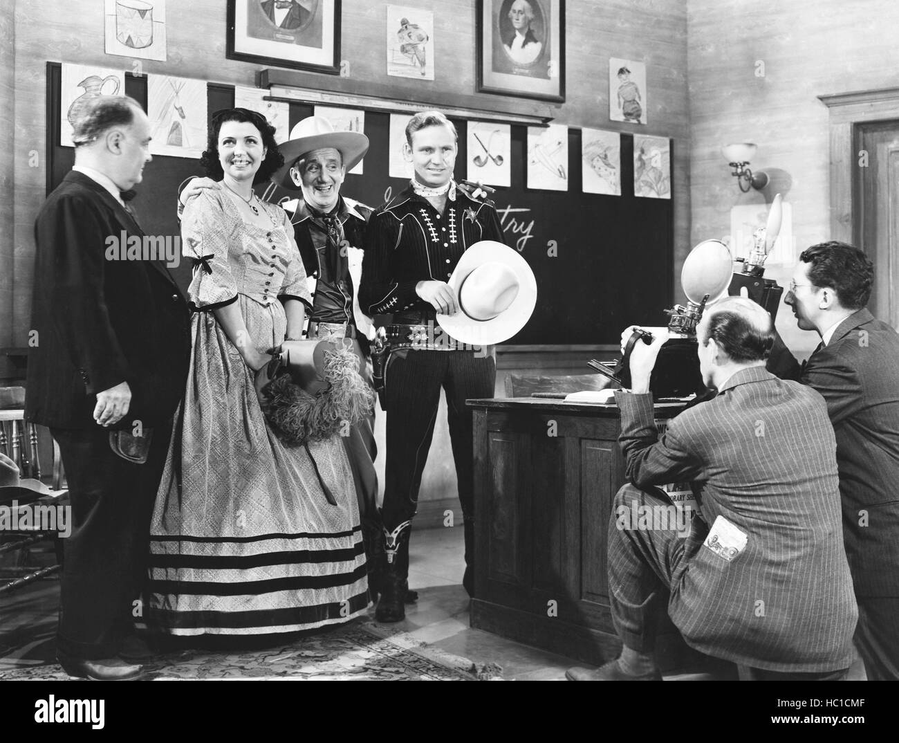 MELODY RANCH, from left: Dick Elliott, Barbara Jo Allen, Jimmy Durante ...