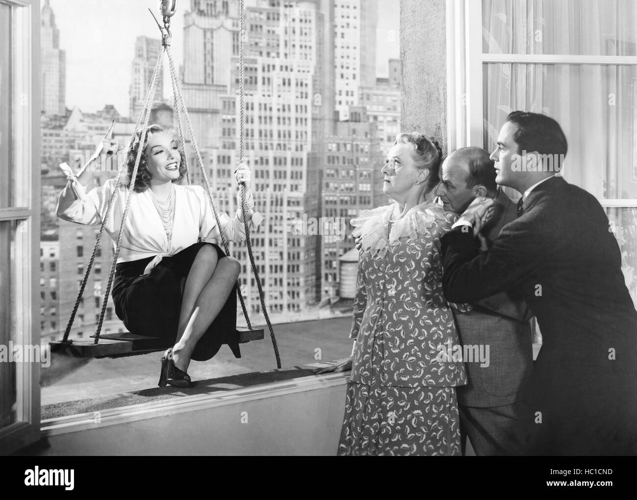MEXICAN SPITFIRE SEES A GHOST, from left: Lupe Velez, Elisabeth Risdon ...