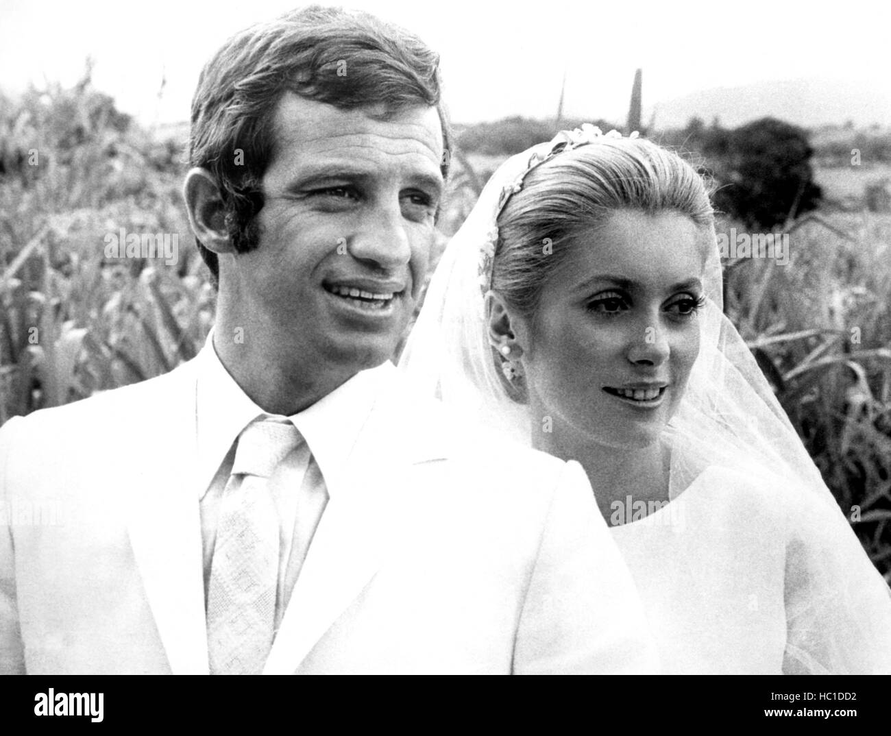 MISSISSIPPI MERMAID, (aka LA SIRENE DU MISSISSIPPI), Jean-Paul Belmondo ...