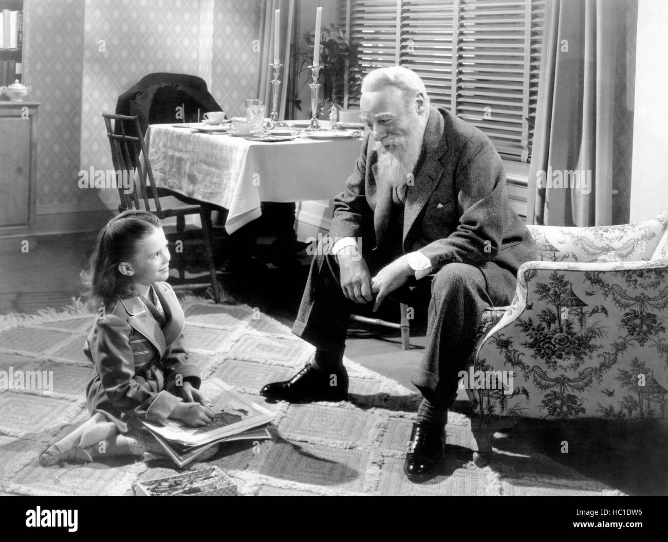 MIRACLE ON 34TH STREET, from left, Natalie Wood, Edmund Gwenn, 1947, TM ...