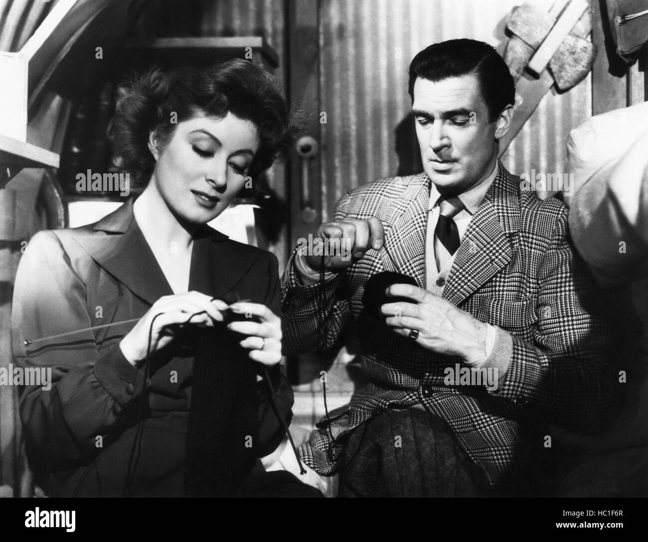 MRS. MINIVER, Greer Garson, Walter Pidgeon, 1942 Stock Photo - Alamy