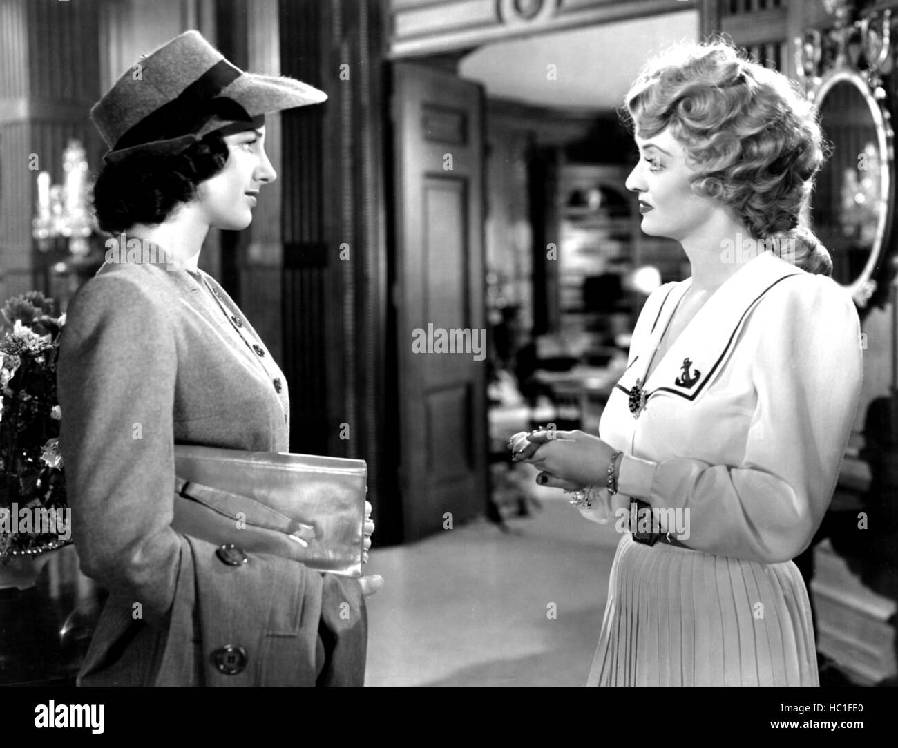 MR. SKEFFINGTON, Marjorie Riordan, Bette Davis, 1944 Stock Photo - Alamy