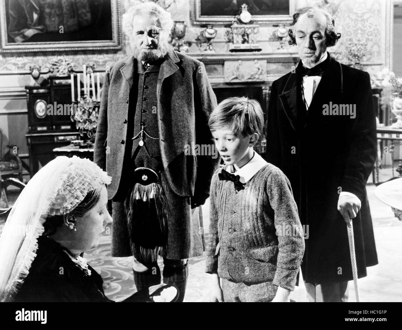 THE MUDLARK, from left: Irene Dunne as Queen Victoria, Finlay Currie ...