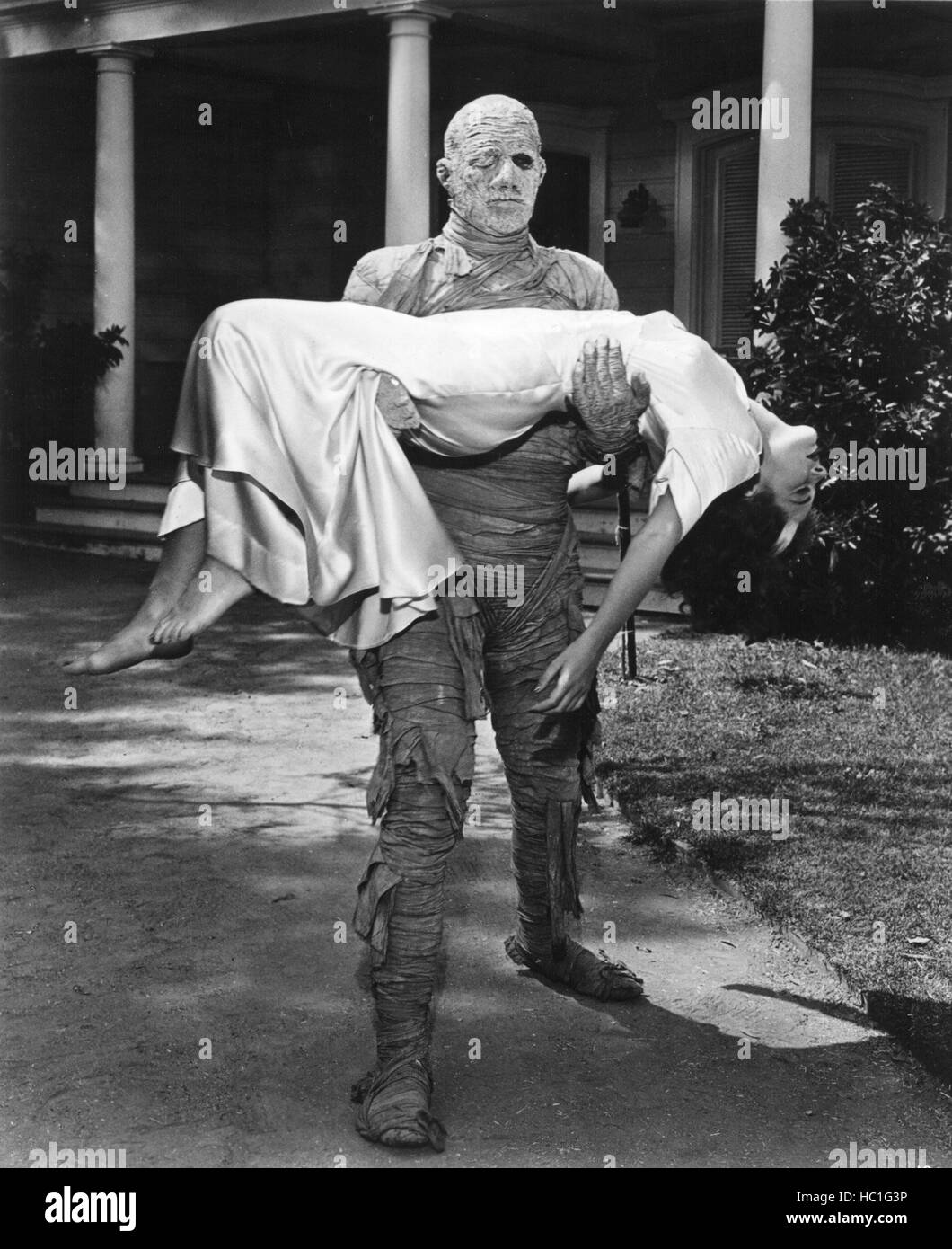 THE MUMMY'S GHOST, Lon Chaney Jr, 1944 Stock Photo - Alamy