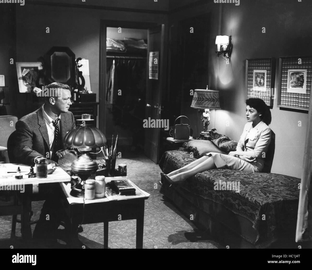 NIGHTFALL, from left: Aldo Ray, Anne Bancroft, 1957 Stock Photo - Alamy