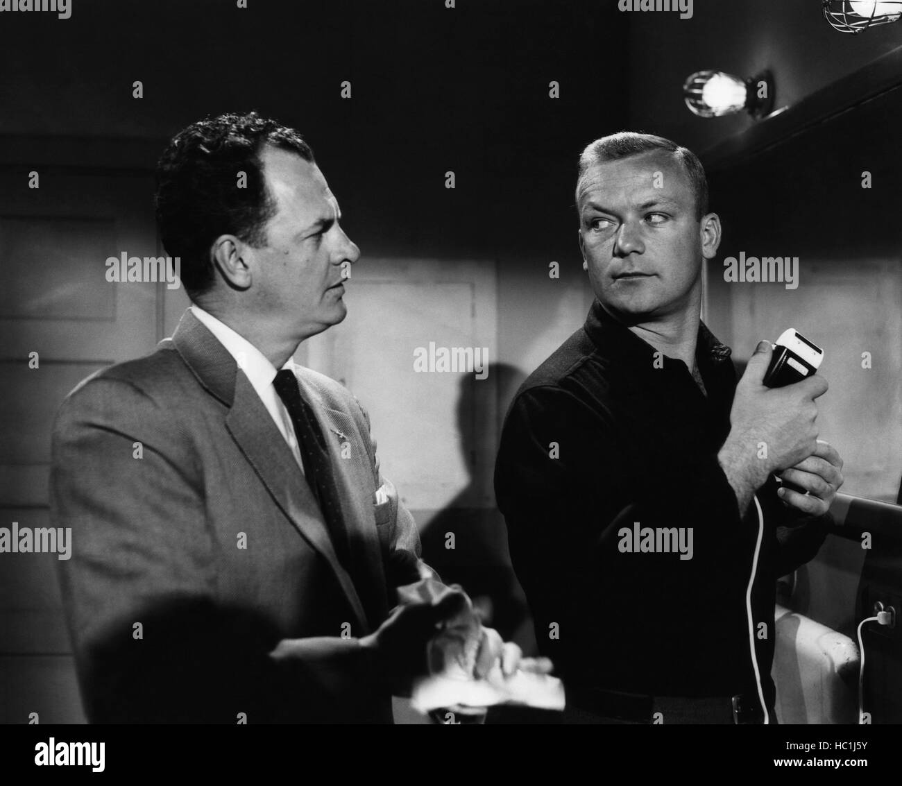 NIGHTFALL, James Gregory, Aldo Ray, 1957 Stock Photo - Alamy