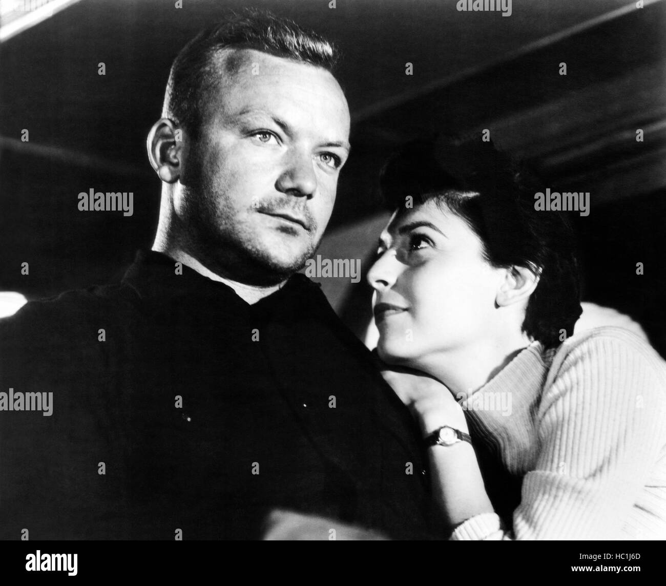 NIGHTFALL, from left: Aldo Ray, Anne Bancroft, 1957 Stock Photo - Alamy