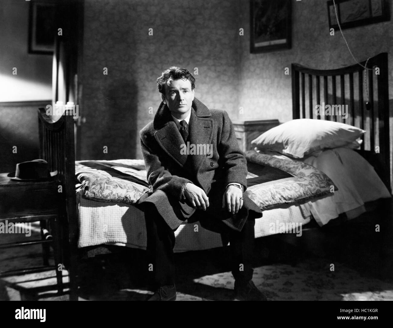THE OCTOBER MAN, John Mills, 1947 Stock Photo - Alamy