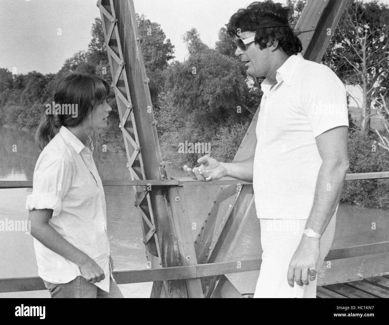 ODE TO BILLY JOE, from left: Glynnis O'Connor, director Max Baer Jr ...