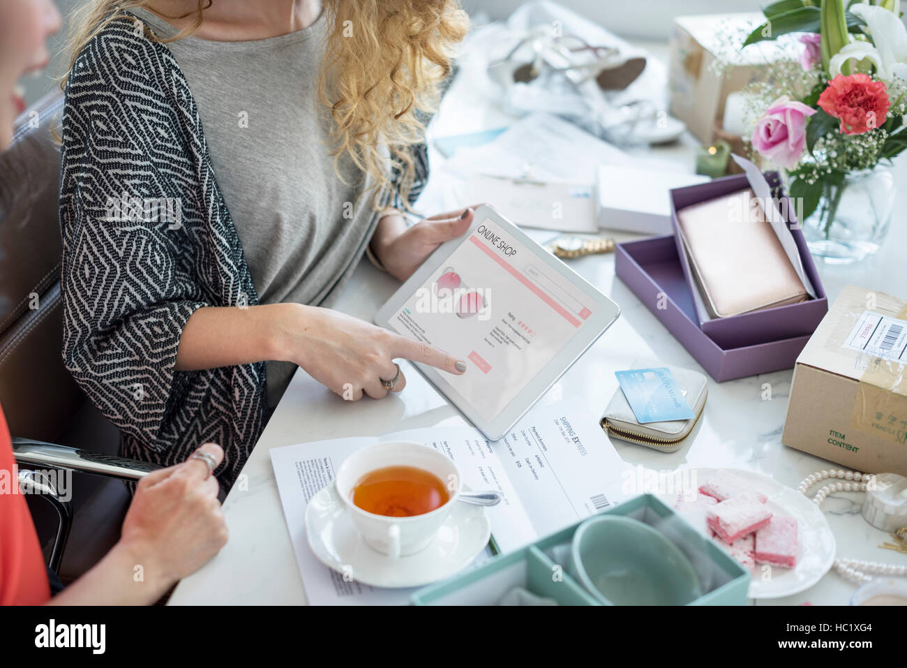 Shopping Internet Digital Connection Networking Concept Stock Photo - Alamy