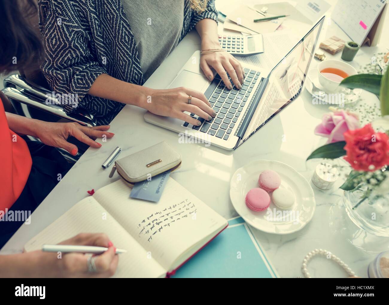 Shopping Internet Digital Connection Networking Concept Stock Photo - Alamy