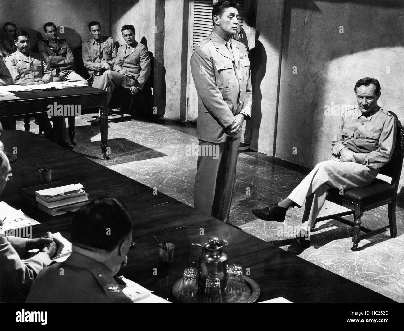 MAN IN THE MIDDLE, Robert Mitchum, Trevor Howard, 1964, (c) 20th ...